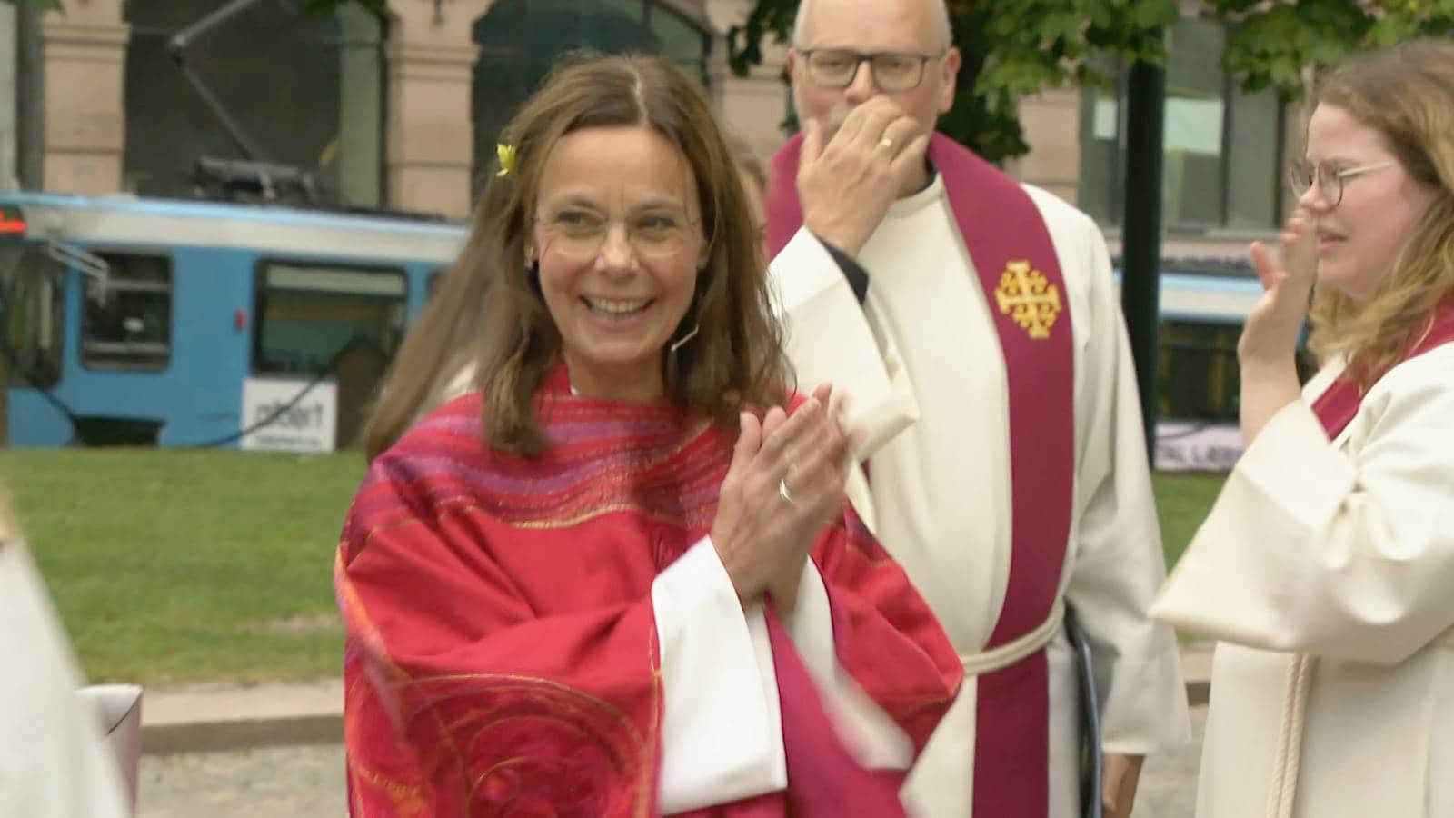 Jonas Gahr Støre så kona Marit Slagsvold bli prest: – Jeg er veldig ...