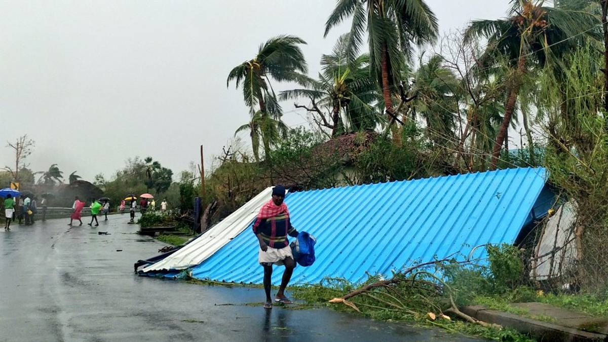 33 omkomne i syklon i India – Siste nytt – NRK