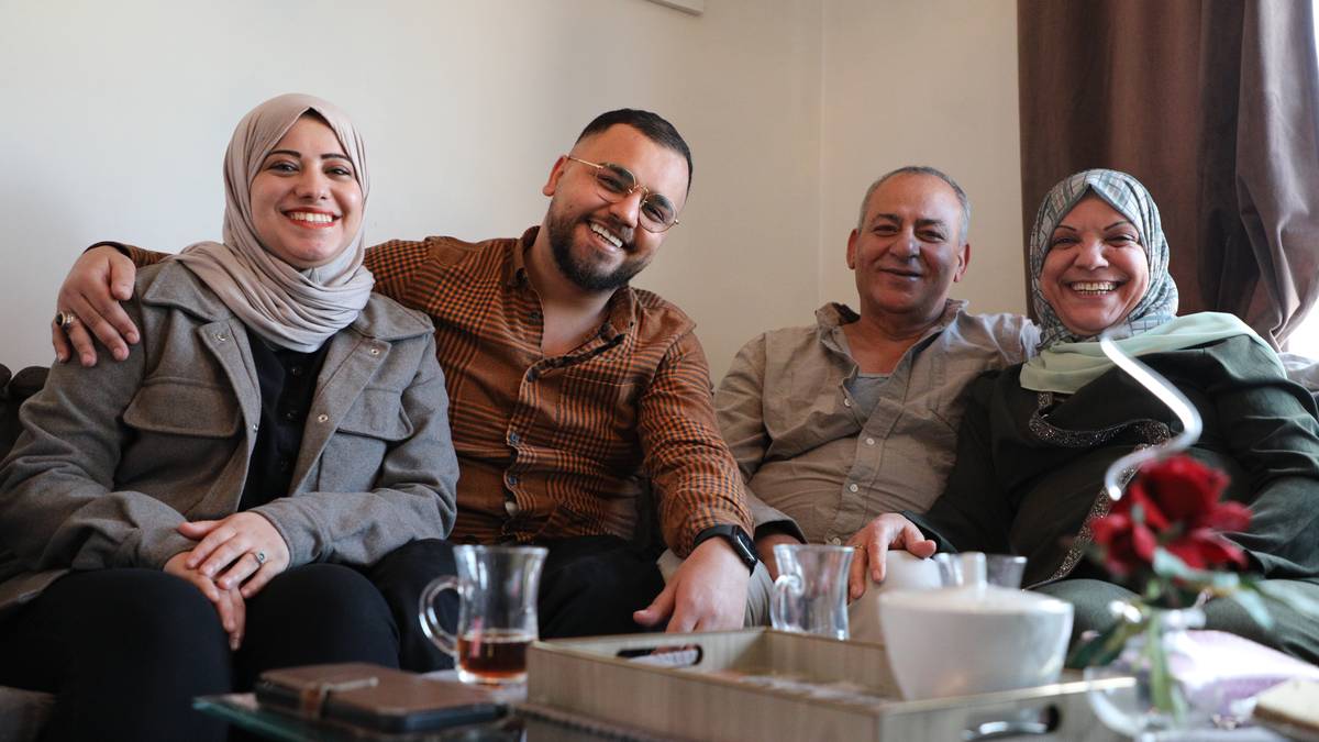 Familien Dahalan på Nærbø feirer at norsk familie kom seg ut av Gaza ...