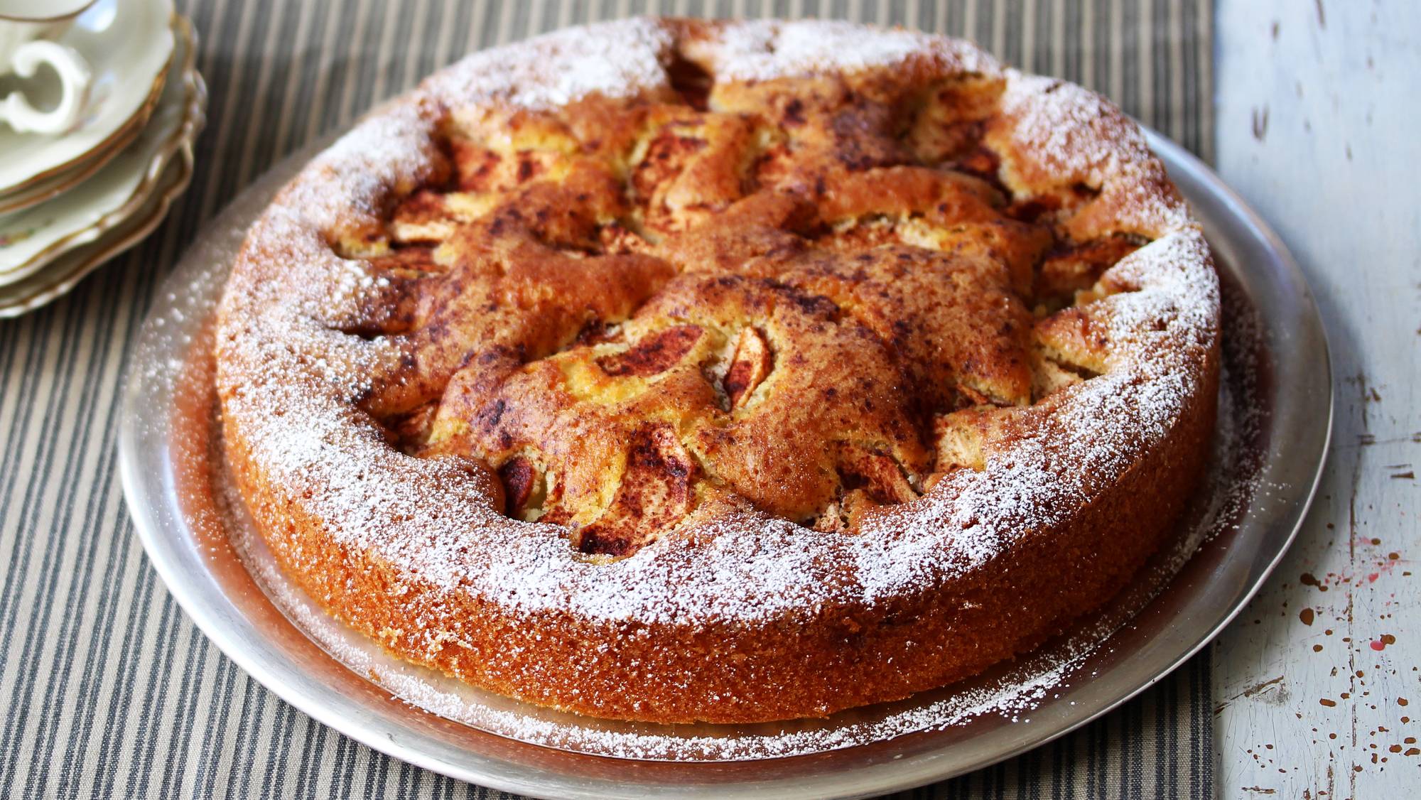 Klassisk eplekake – NRK Mat – Oppskrifter og inspirasjon