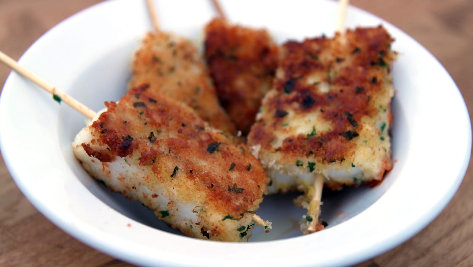 Hjemmelagde fiskepinner – NRK Mat – Oppskrifter og inspirasjon