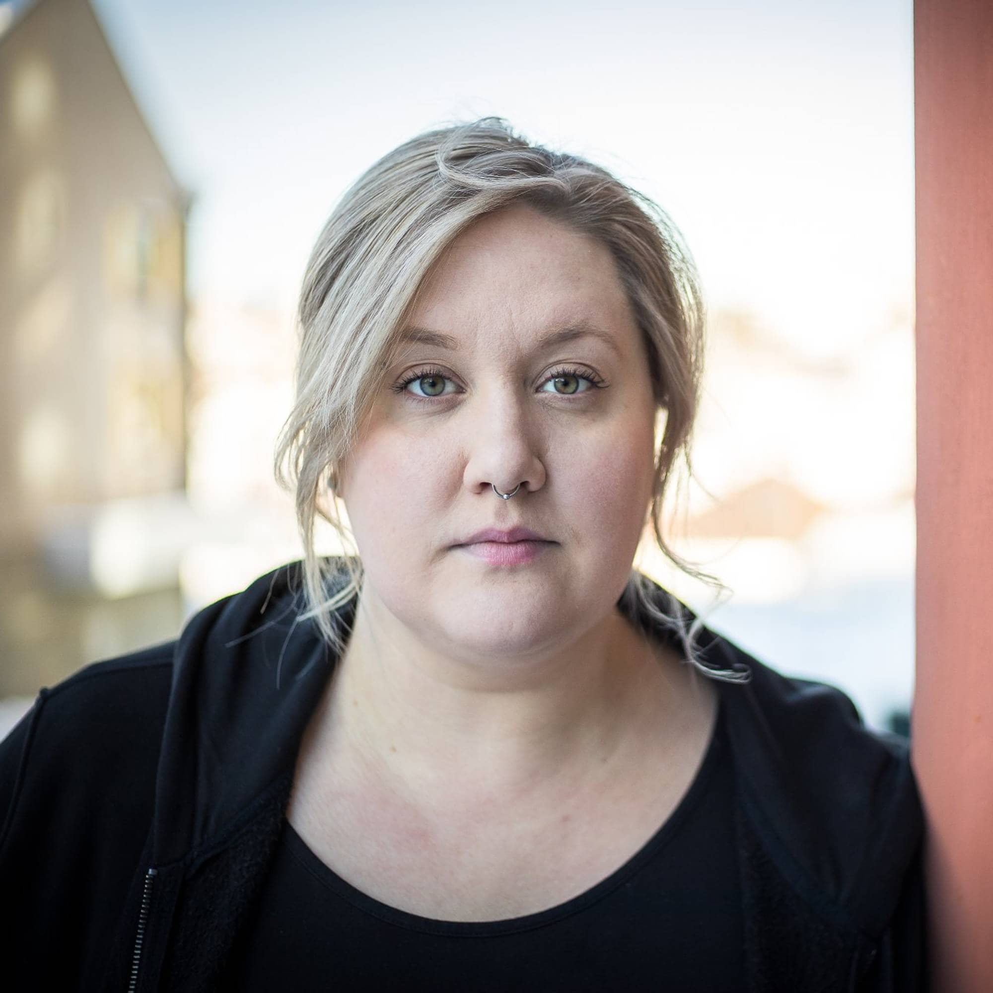 Kvinne siktet for drap på mor og bror i Ski – NRK Norge – Oversikt over nyheter fra ulike deler ...