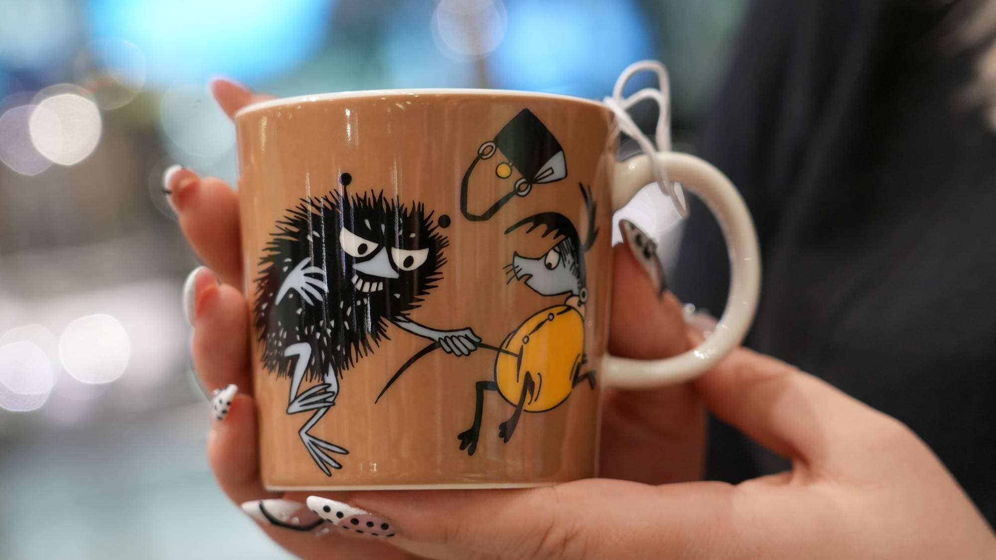 Utsolgt etter rasismeanklage – Stinky-koppen selges nå dyrt – NRK Sápmi ...