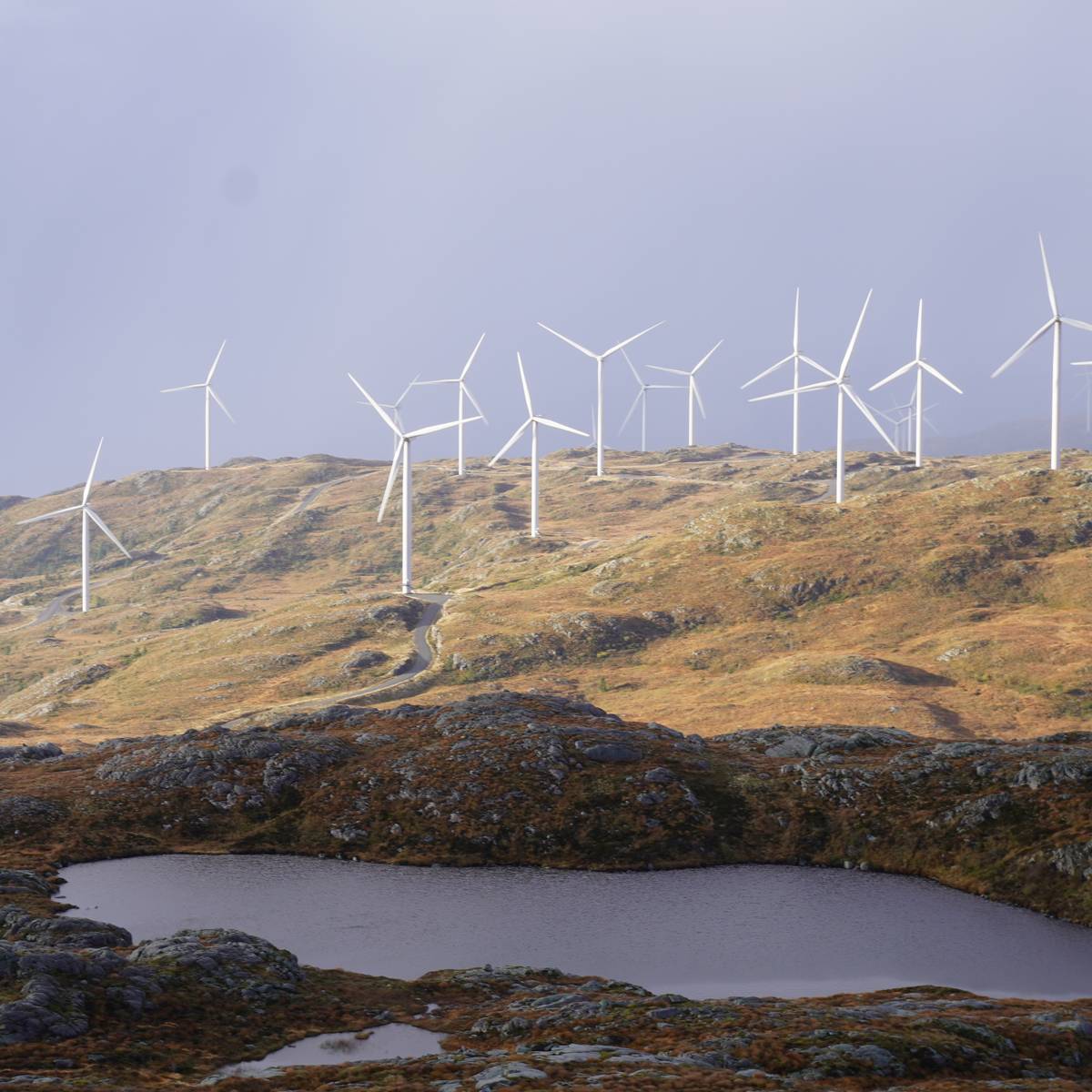 Fleire vindparkar i Noreg vert selt frå utlendingar til norske selskap ...