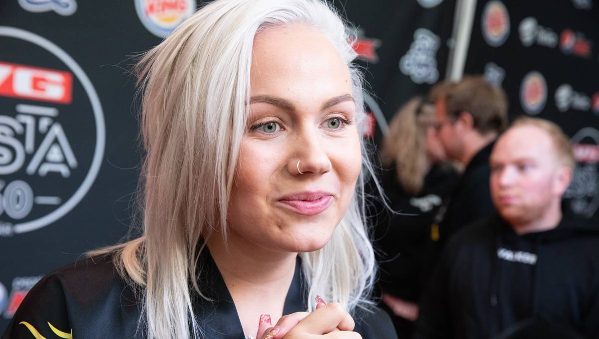 Tomine Harket topper norsk hitliste – NRK Kultur og underholdning