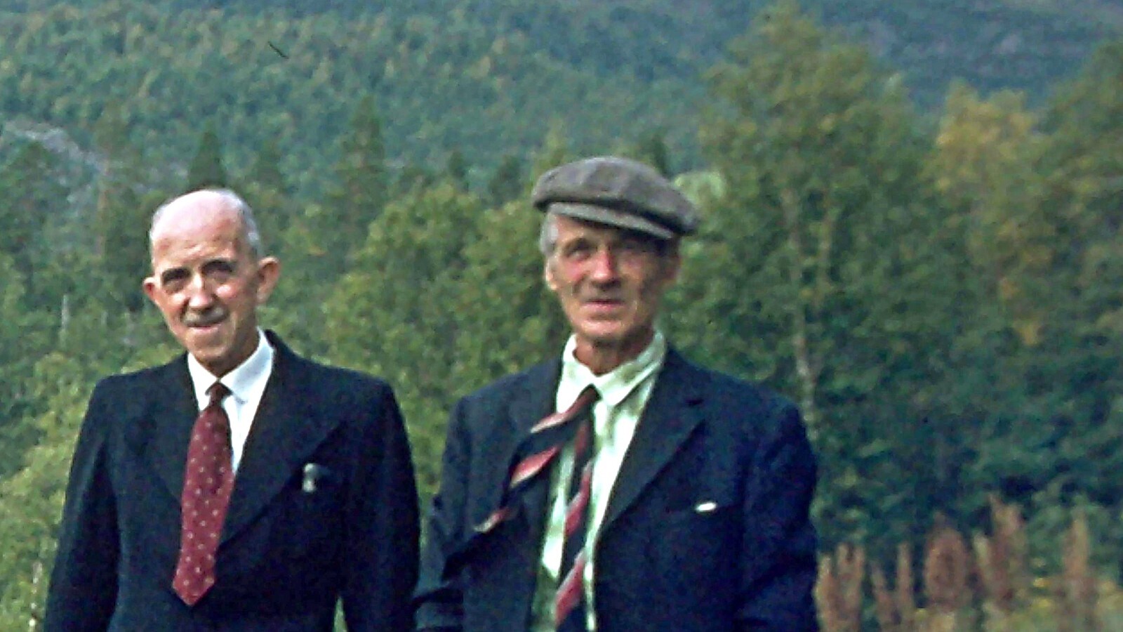 Albert Andersen var kyrkjetenar og redda kyrkjesølvet då bombene fall ...