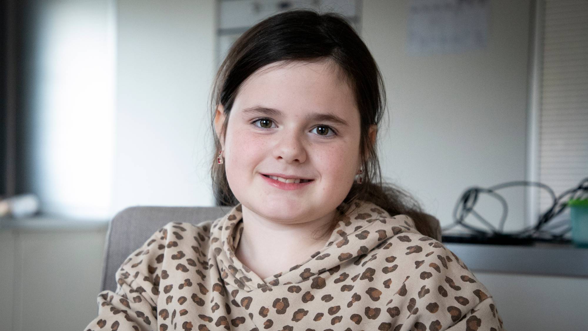 Når mamma er psykisk syk – Mathilde (9) forteller i Bli med heim på NRK ...