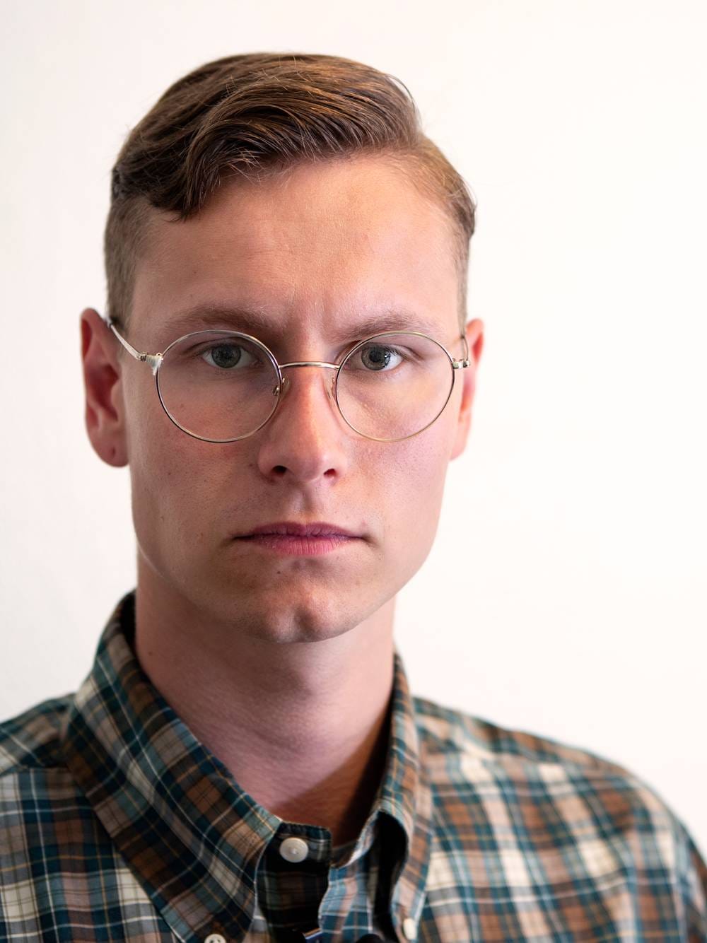 Terroristen Philip Manshaus’ stemor advarer: – Ikke vent med å slå ...