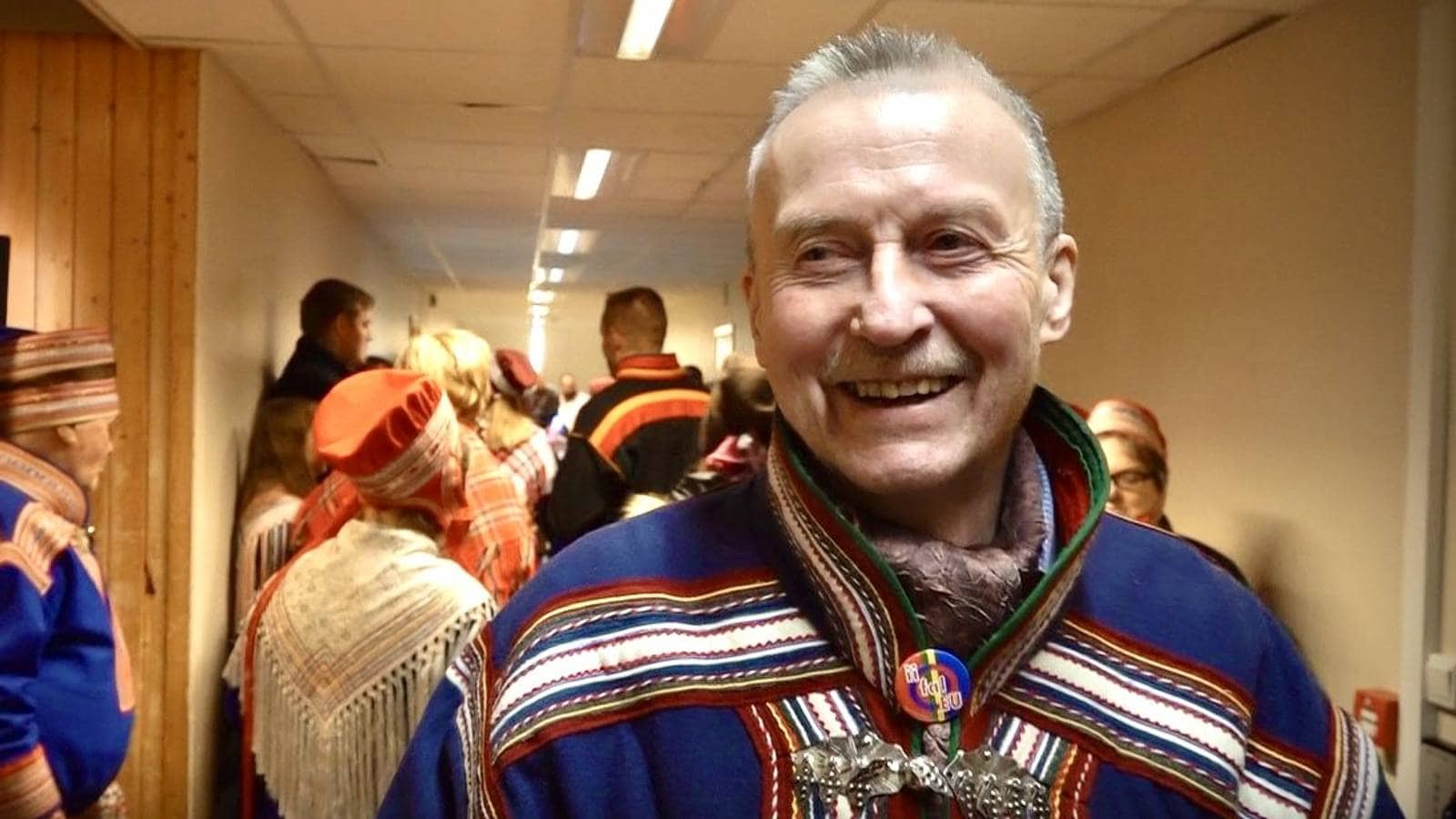 Urpremieren av den nye filmen «Ellos eatnu – La elva leve» i Masi – NRK ...