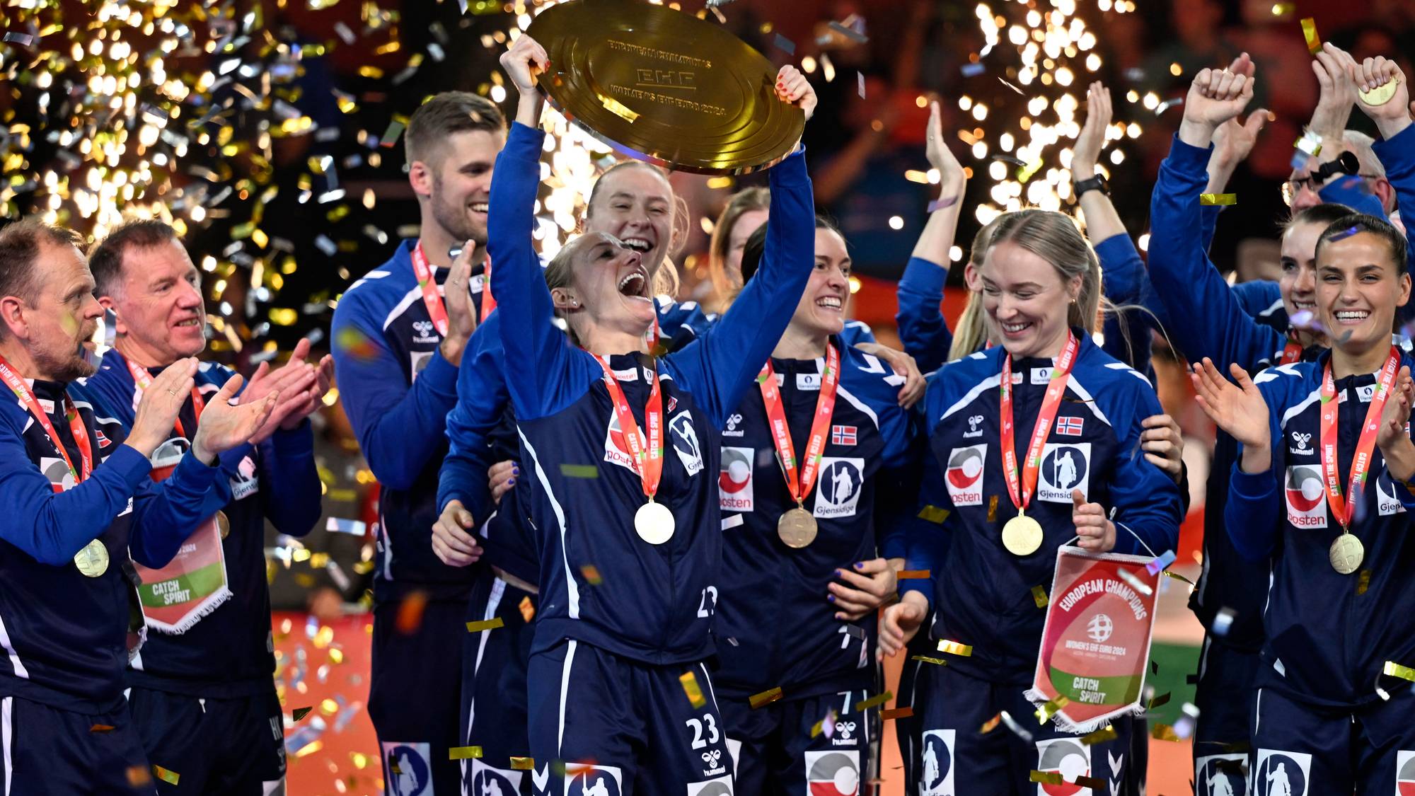 Kreftsjuke Camilla Herrem gjer comeback for Sola handball – NRK Sport ...