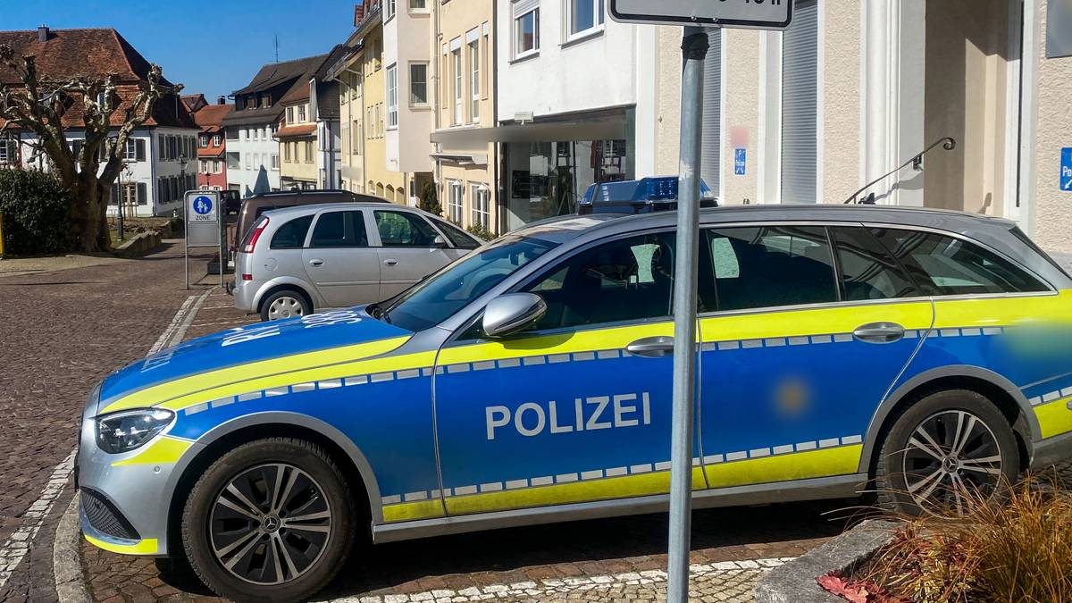 Rettssak mot omstridt lege i Flekkefjord utsatt – Siste nytt – NRK Rettssak mot omstridt lege i Flekkefjord utsatt – Siste nytt – NRK