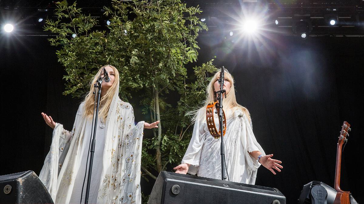 Anmeldelse: Mona & Maria, Enga, Øya 2013 – P3 Musikkanmeldelser