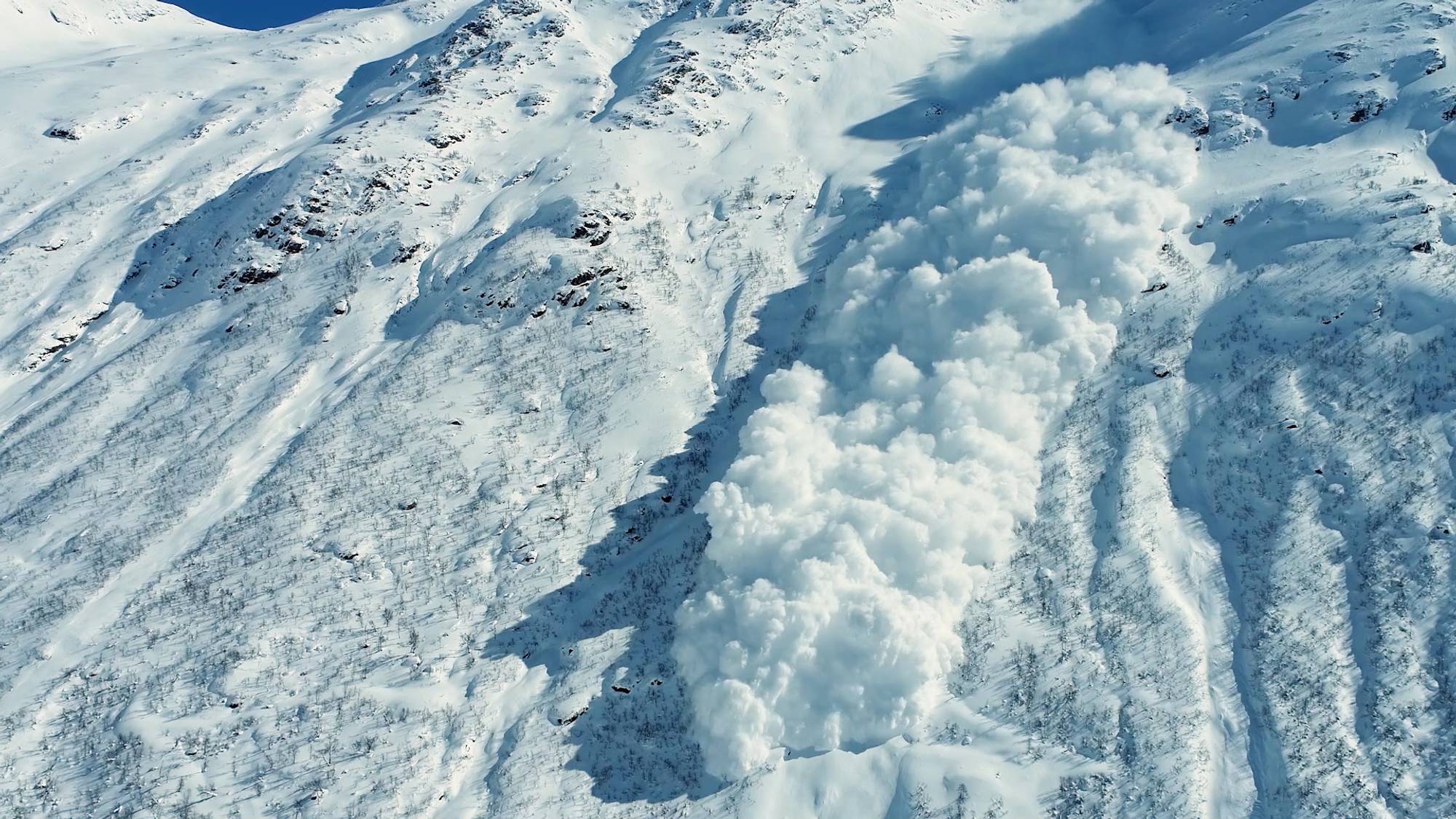 Hvor langt over bakken svever skyene? – Yr