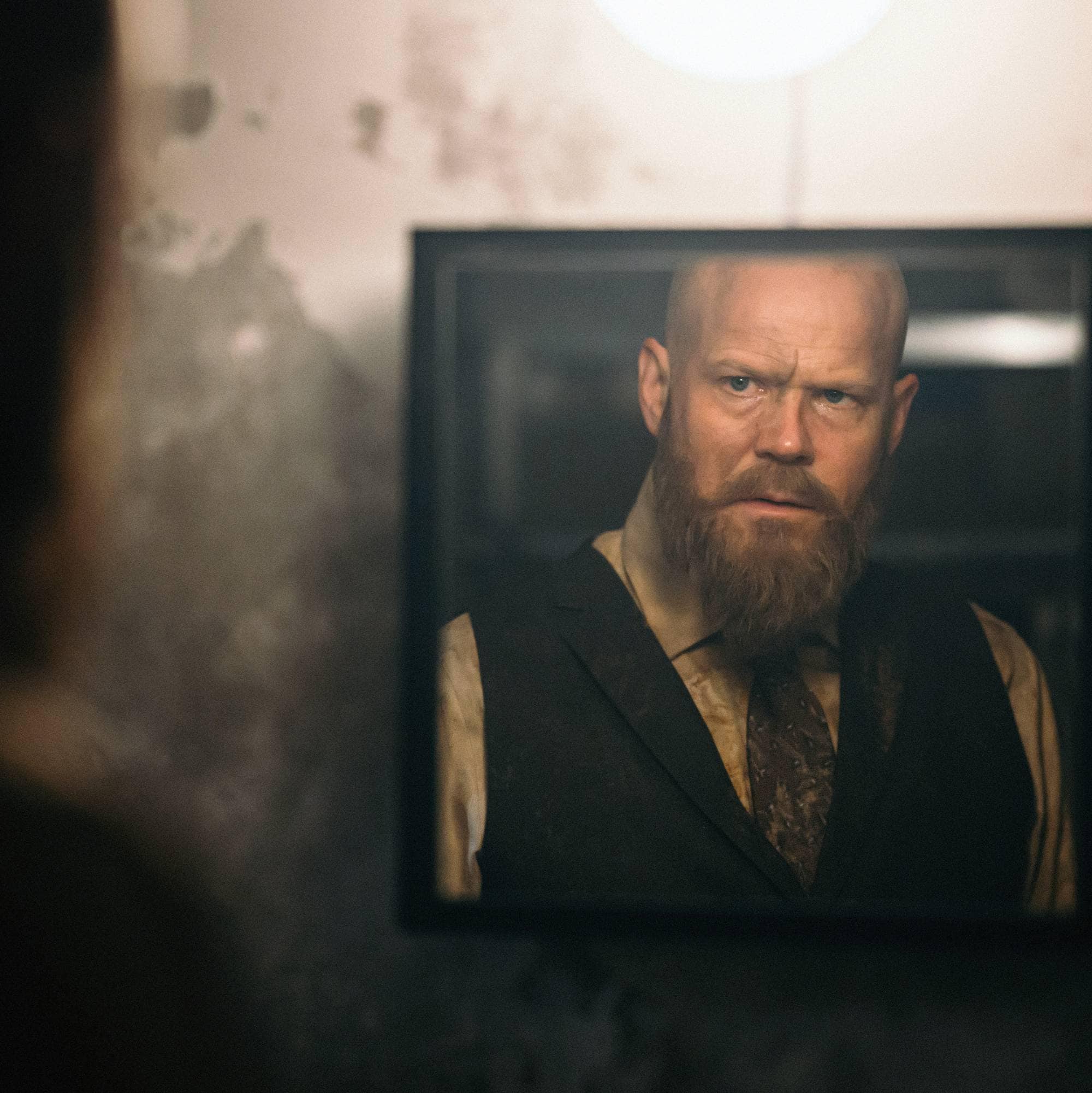 Wolfgang Wee mener alle menn er født til å trolle på nett – NRK Kultur ...