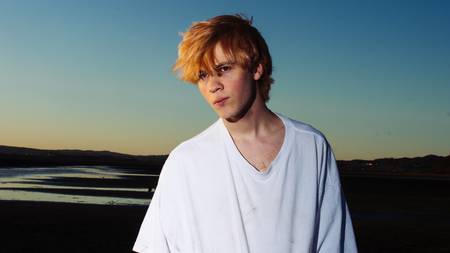 Anmeldelse: «Nothing Gold Can Stay» av Jimi Somewhere – Anmeldelser og ...