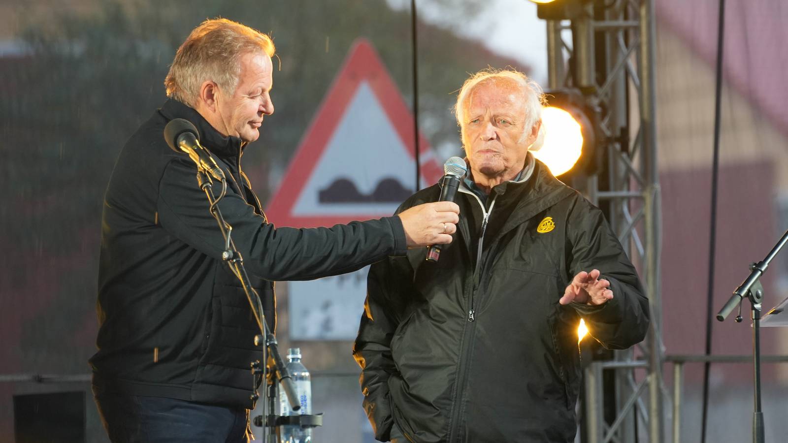 Harald «Dutte» Berg fikk endelig statue utenfor Bodø/Glimt-stadion ...