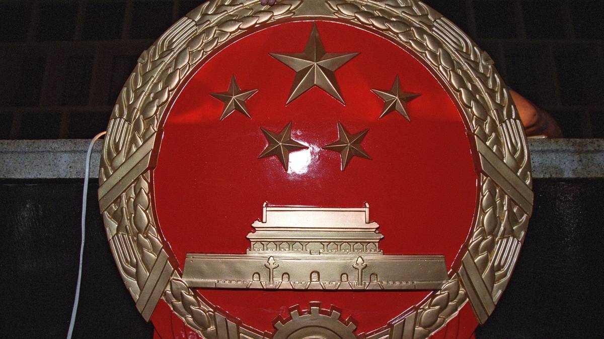 Andre ikke-kommunist i regjeringen – NRK Urix – Utenriksnyheter og ...