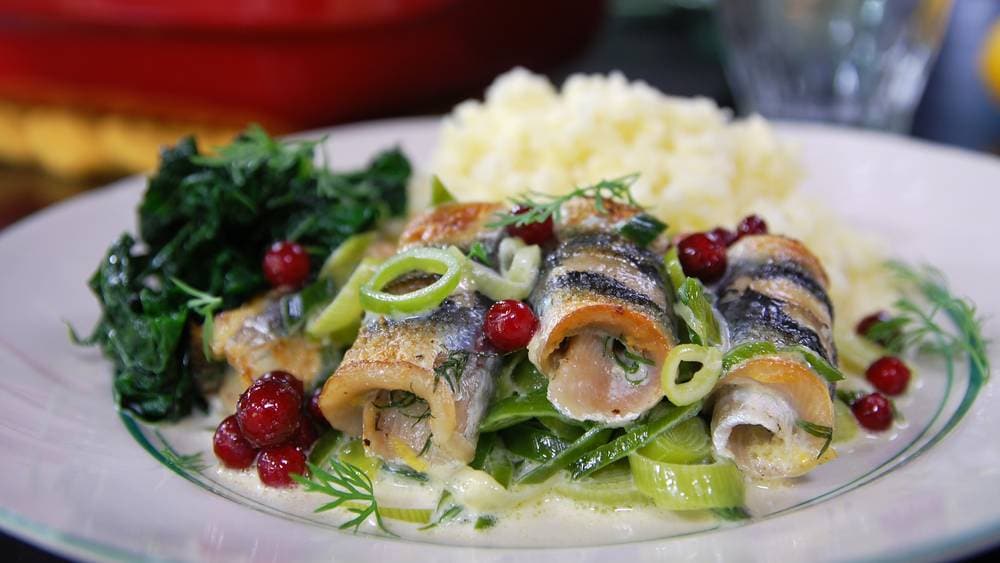 Røykt sild i form med potetmos – NRK Mat – Oppskrifter og inspirasjon