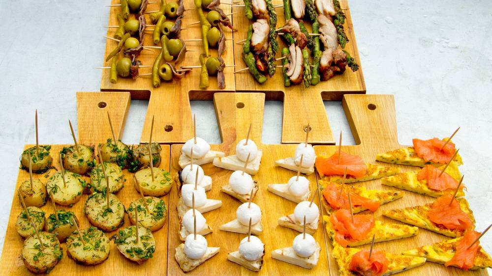 Pintxos – fingermat på fem vis – NRK Mat – Oppskrifter og inspirasjon