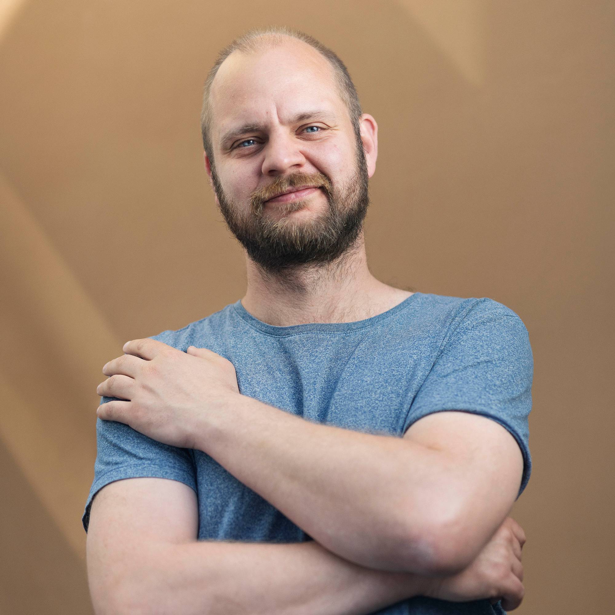 Anmeldelse: «Pabbi» av Mímir Kristjánsson – NRK Kultur og underholdning