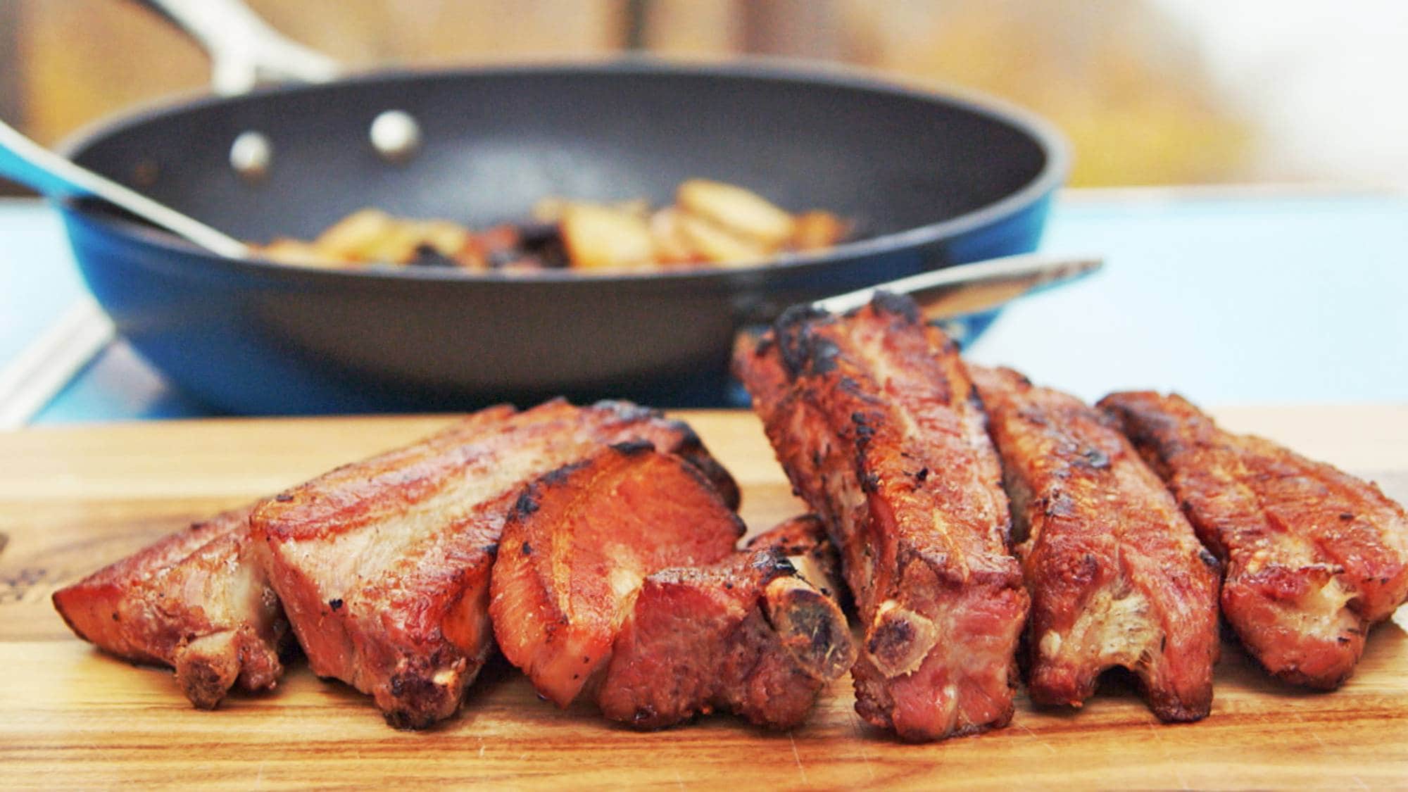 Danske spareribs (røde ribben) – NRK Mat – Oppskrifter og inspirasjon