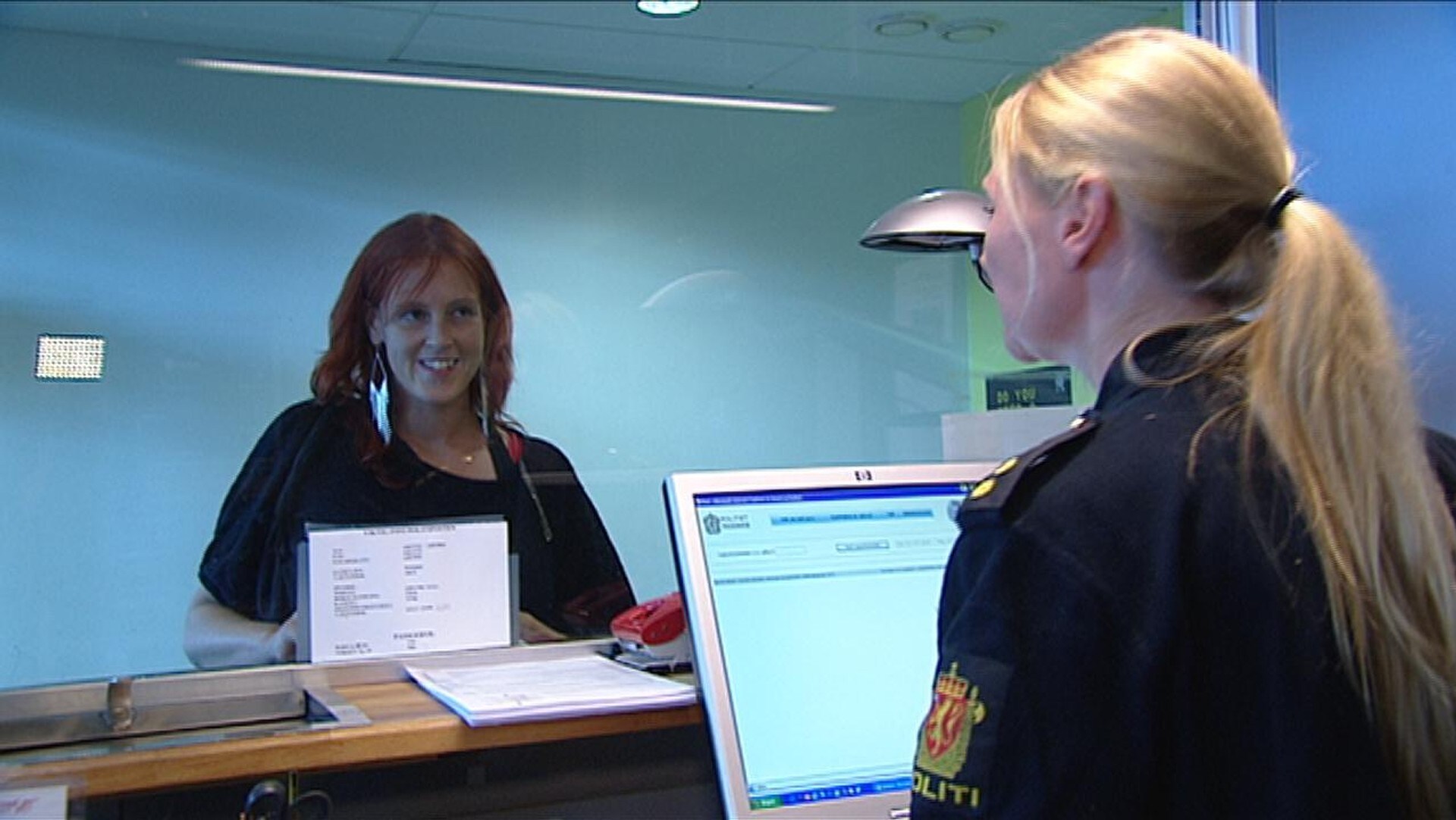 Lover nasjonalt ID-kort i 2015 – NRK Norge – Oversikt over nyheter fra ...