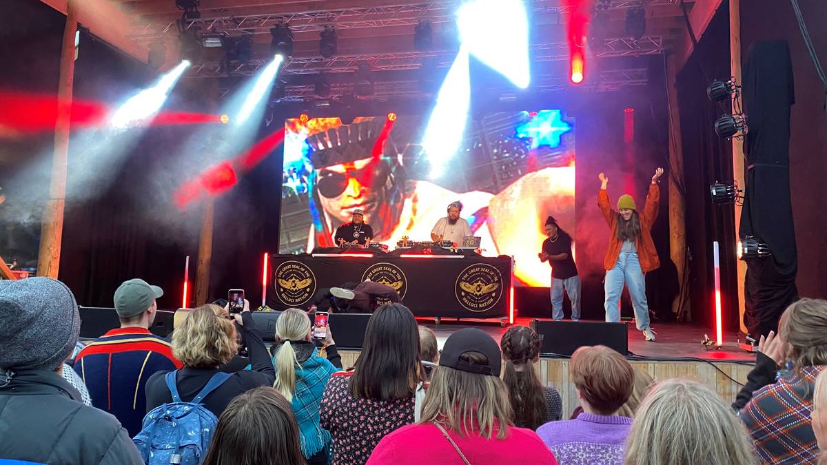 Čieža eamiamerihkálaš joavkku ja artistta maid berrešit gullat – NRK ...