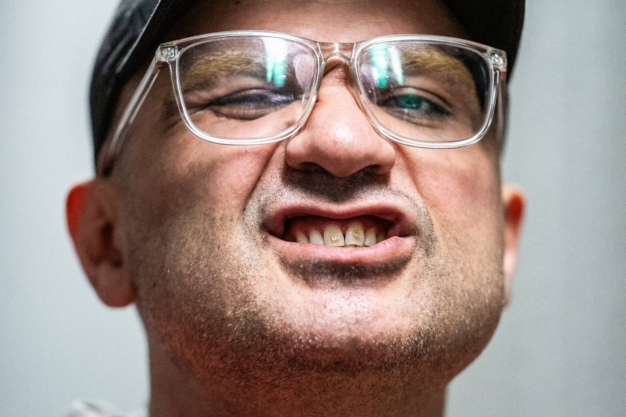 Anmeldelse: «Et takkebrev til Saddam» av Galvan Mehidi – NRK Kultur og ...