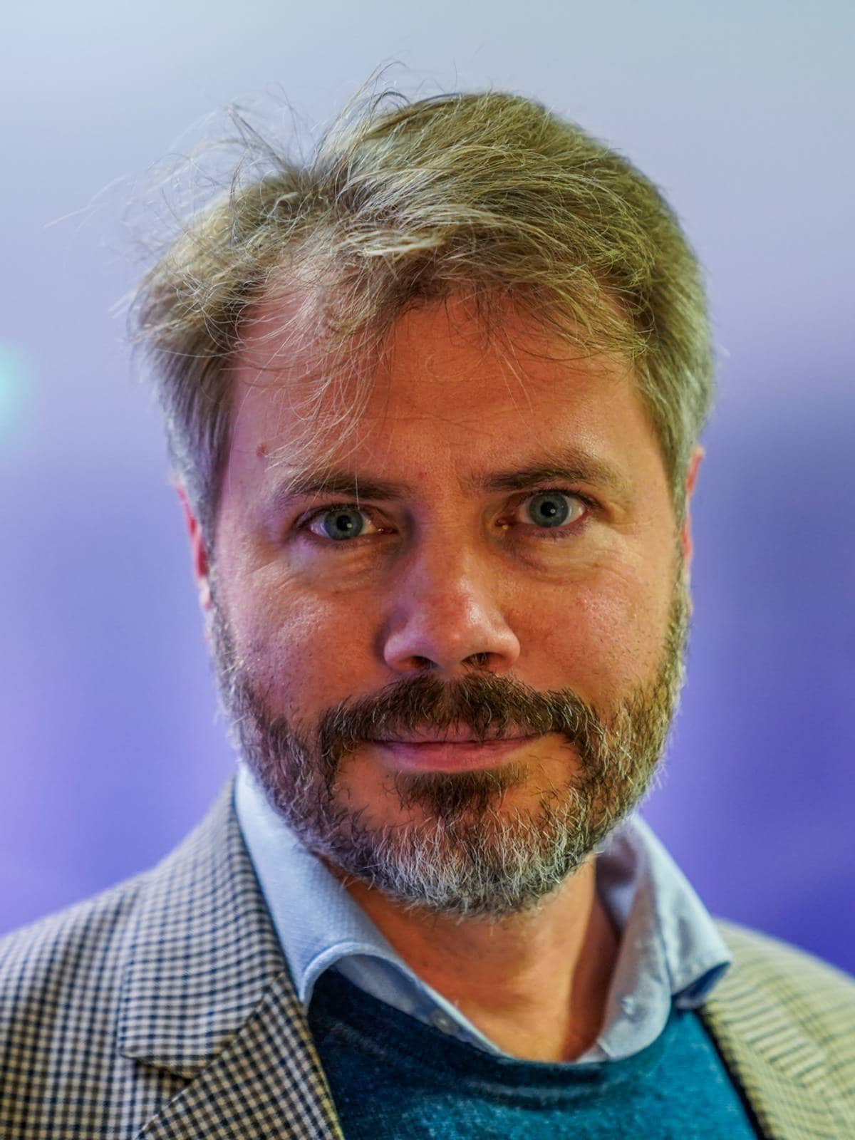 Meiningsmåling desember: Frp dreg frå Høgre – NRK Norge – Oversikt over nyheter fra ulike deler ...