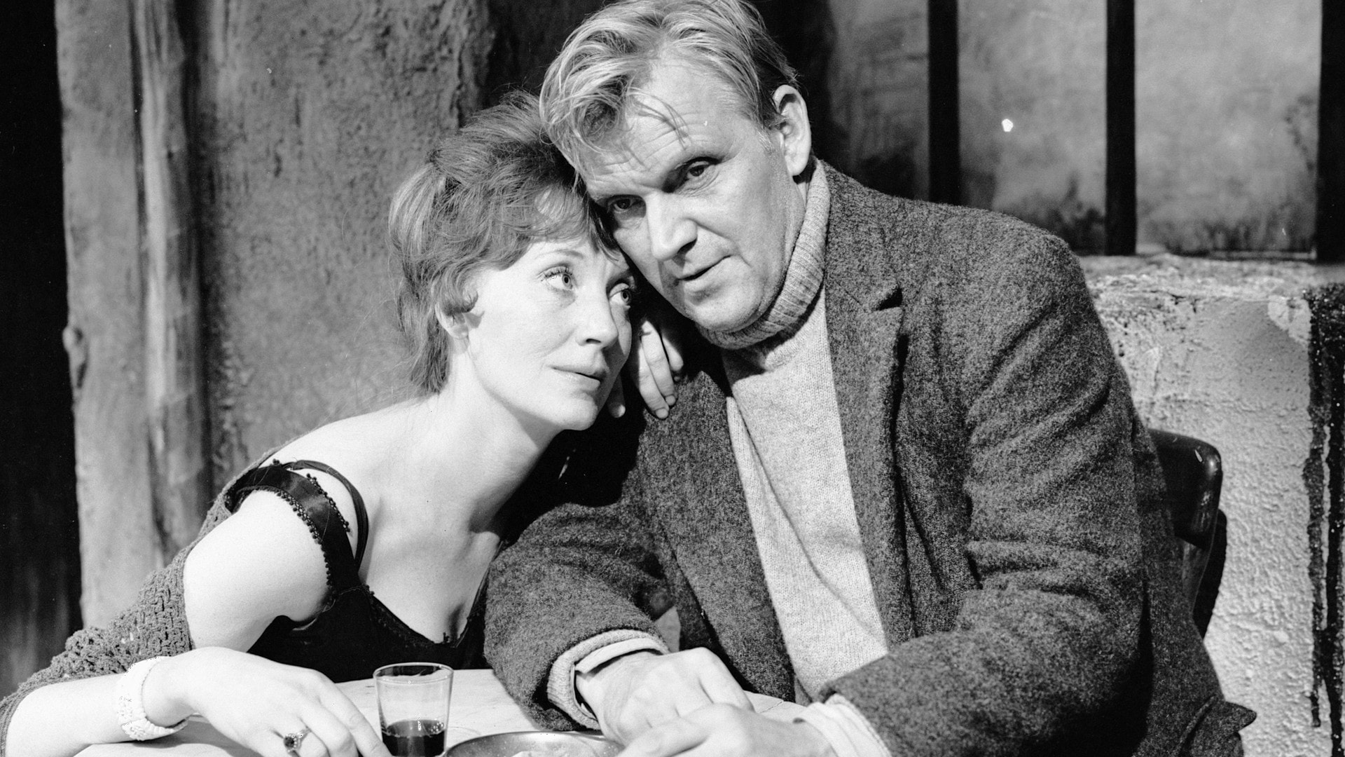 Fjernsynsteatret - NRK TV