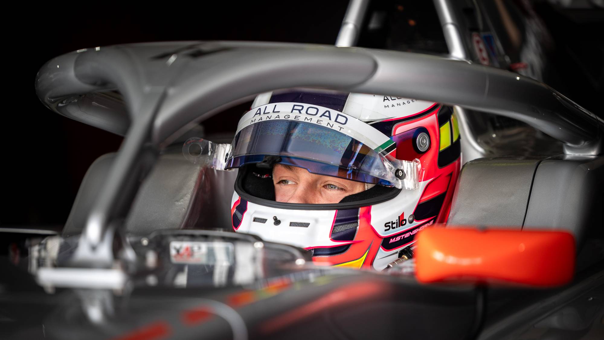 Martinius (18) imponerte i Formel 3-debuten – NRK Buskerud – Lokale ...