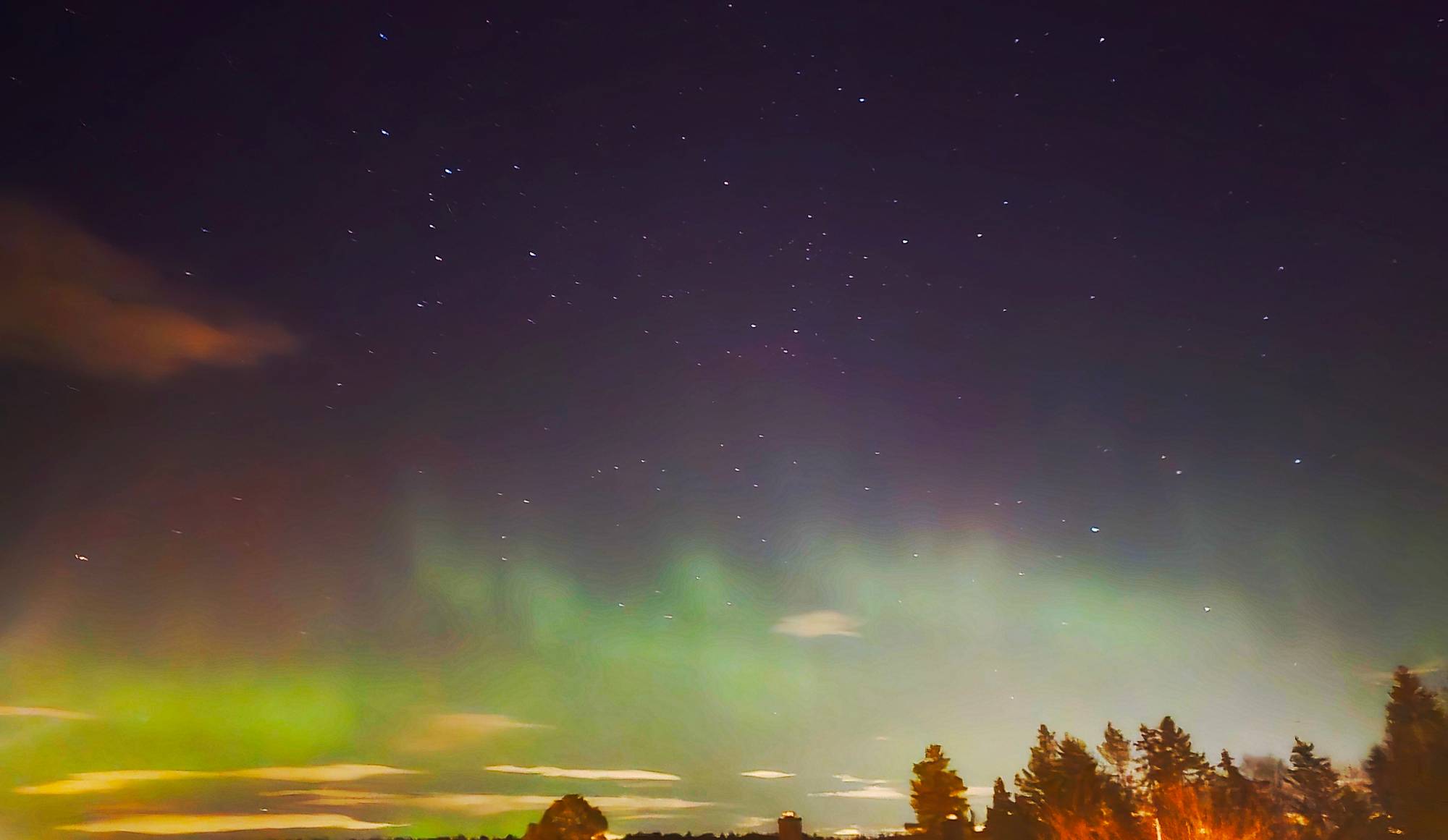 Kraftig nordlys over Noreg i natt: – Eg ville sjekka himmelen i kveld ...