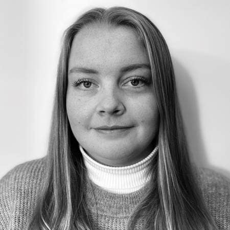 Hanne Grindstuen (28) frå Sel fødde i ambulansen langs E6 på Tretten ...