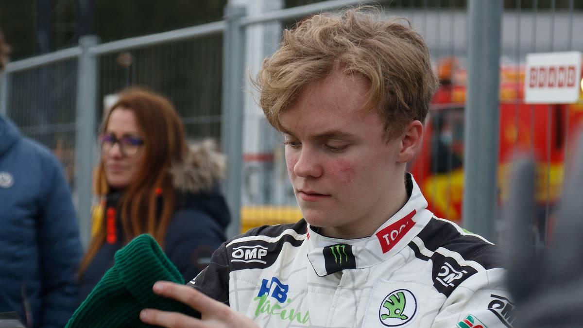 Solberg oppgitt over snøkaos i svensk VM-rally – to stjerner havnet i ...