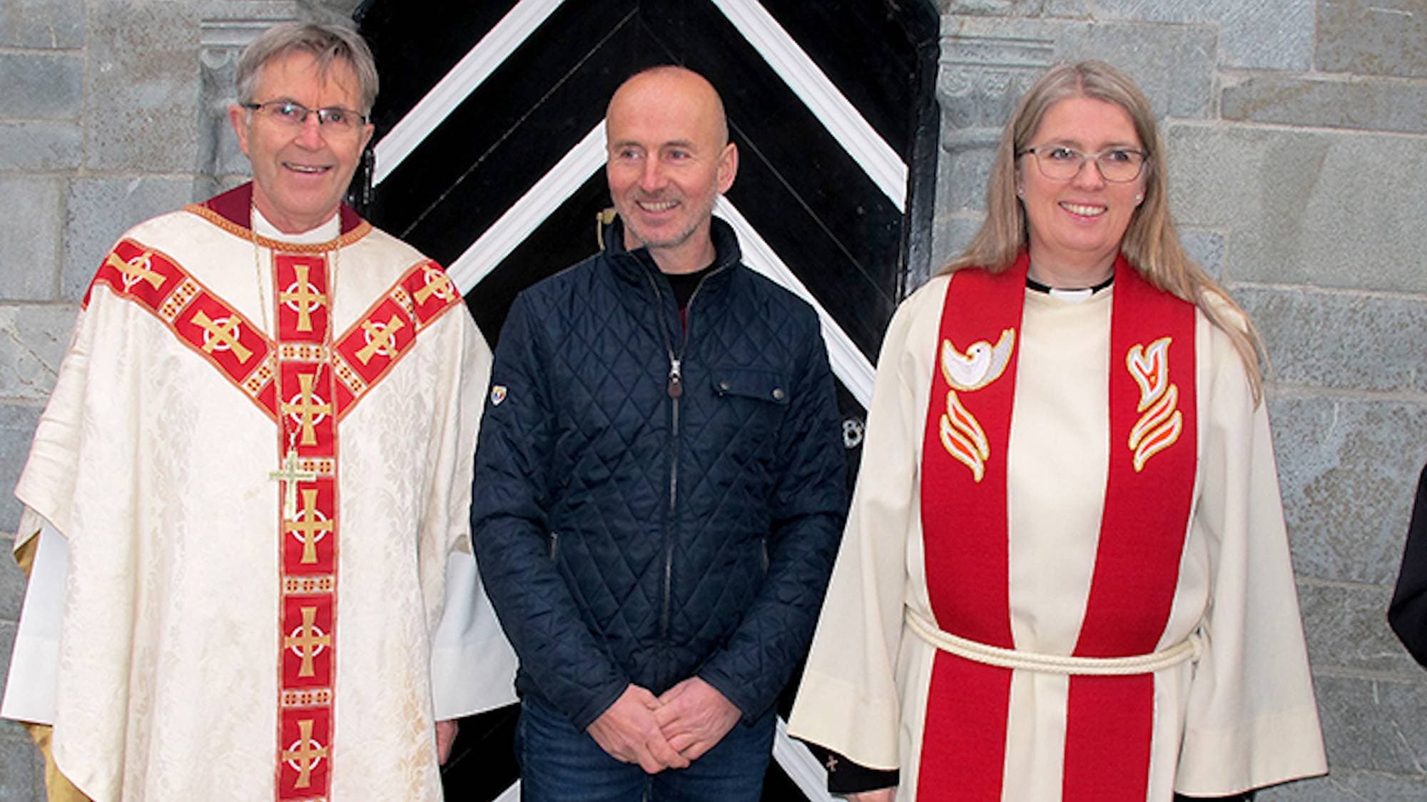 Atle Elverum brukte 11 år på kjærlighetsgaven til kona – NRK Trøndelag ...