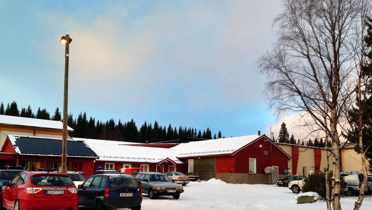 Lierne Bakeri permitterer 100 – NRK Trøndelag – Lokale nyheter, TV og radio