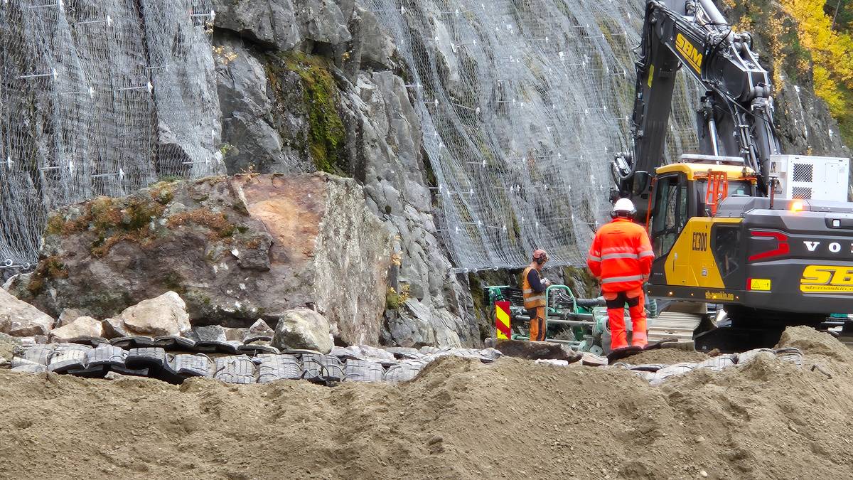 E6 stengt ved Rosten – NRK Innlandet – Lokale nyheter, TV og radio