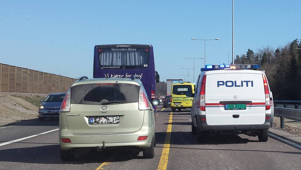 To trafikkulykker på E18 – NRK Vestfold og Telemark – Lokale nyheter, TV og radio