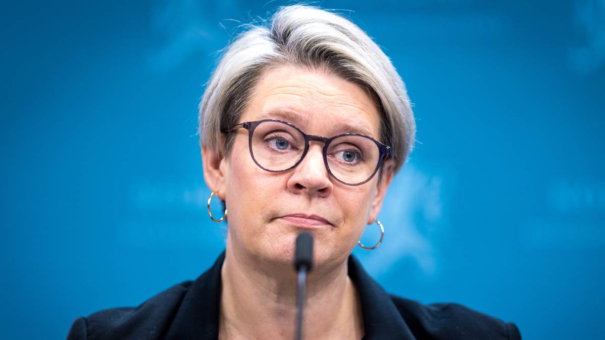 Au pair-ordninga blir lagt ned – Siste nytt – NRK