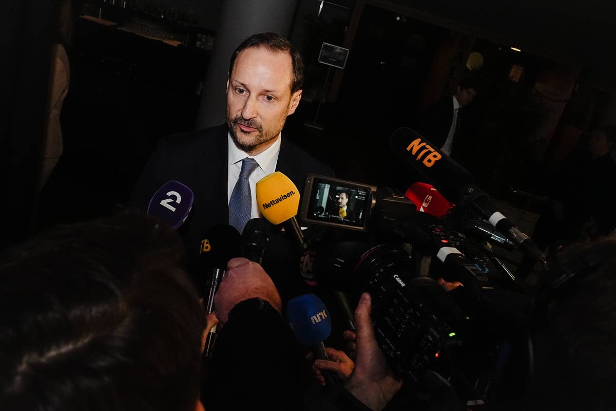 Kronprins Haakon: Vi kommer ikke til å være til stede i rettssalen ...
