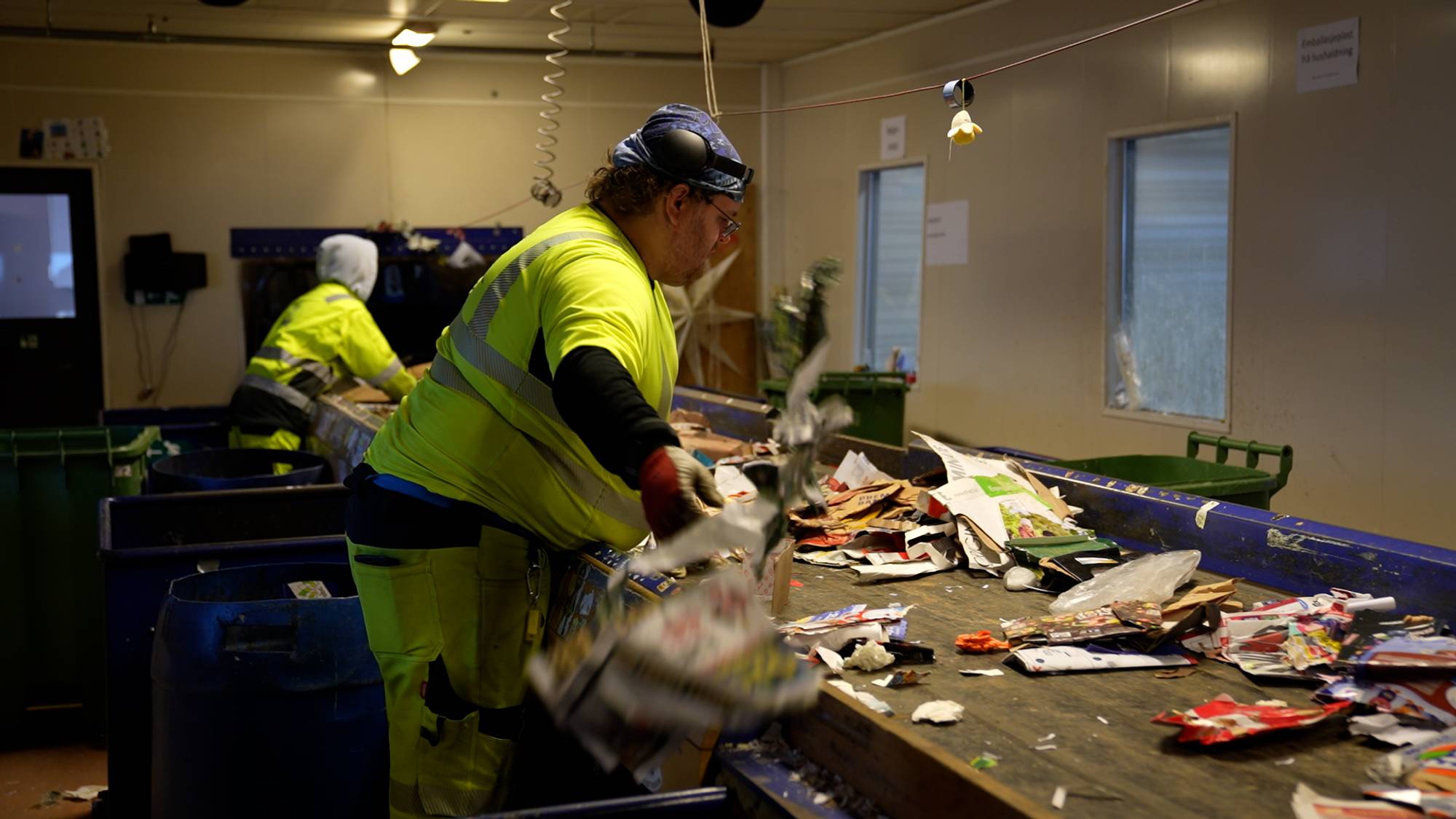 Reinhaldsverk fryktar brann frå fyrverkerirestar i papiravfallet – slik ...