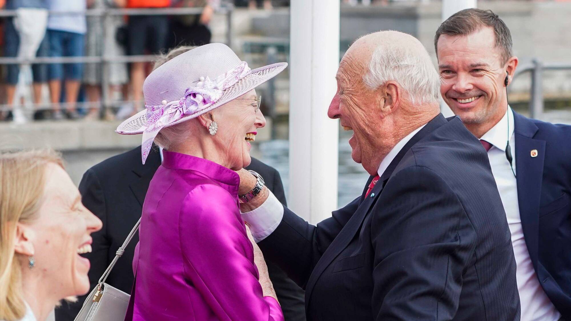 Dronning Margrethe av Danmark går av – NRK Urix – Utenriksnyheter og ...