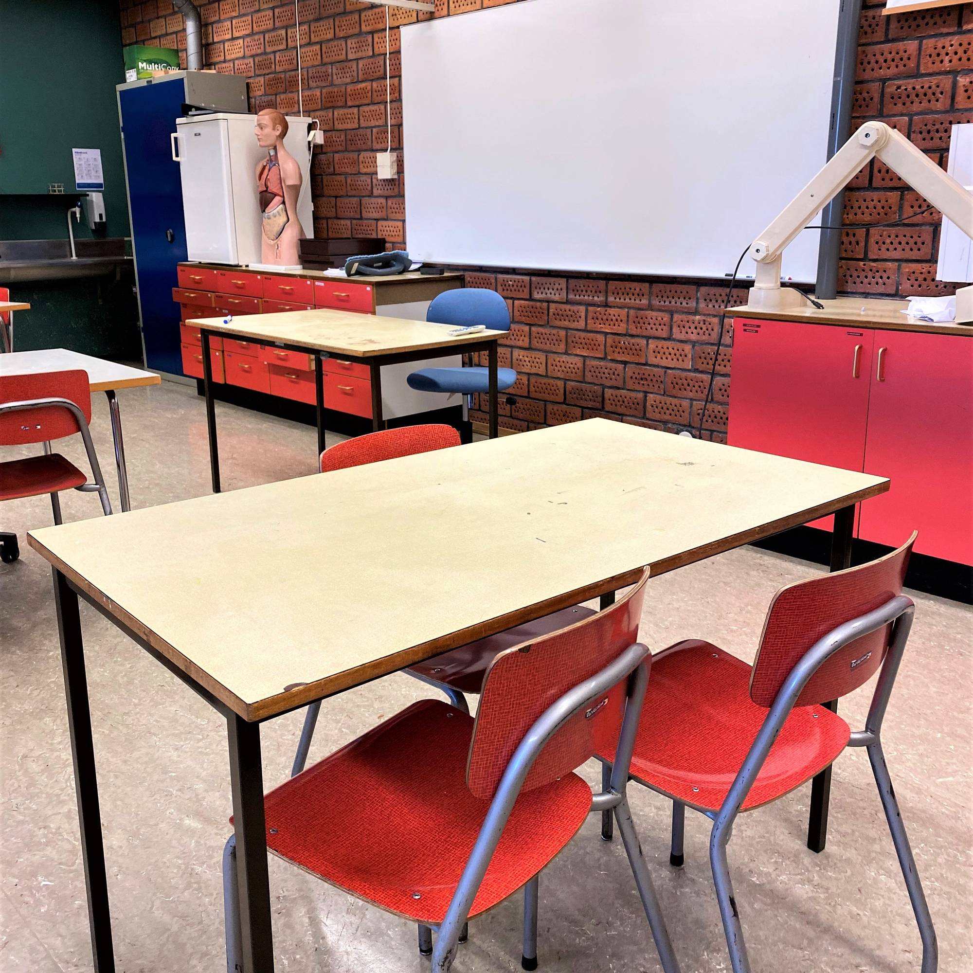 Sikkerhetsrisiko ved Frederik II videregående skole: 1200 elever rammet ...