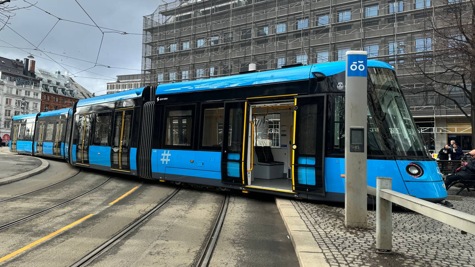 Ingen skadet da trikk sporet av i Oslo sentrum – Stor-Oslo