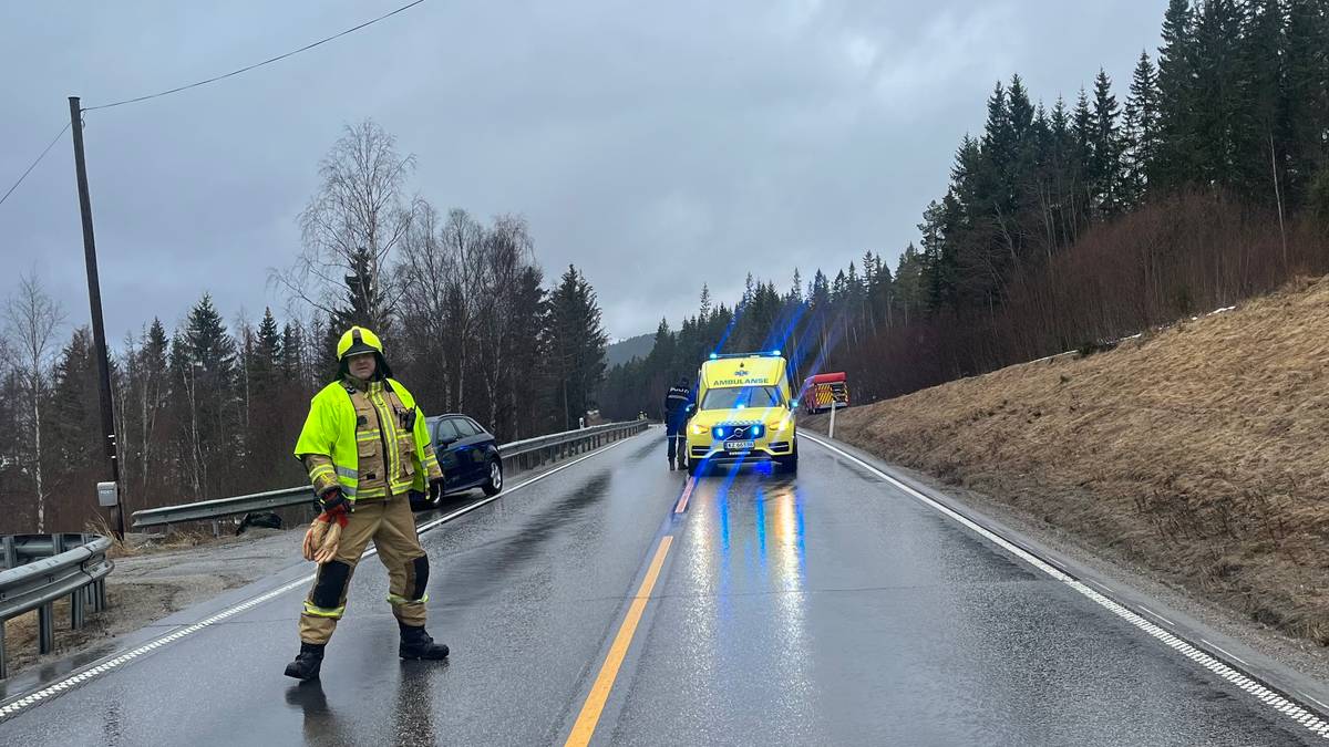 Trafikkuhell på Rv. 3 – NRK Innlandet – Lokale nyheter, TV og radio