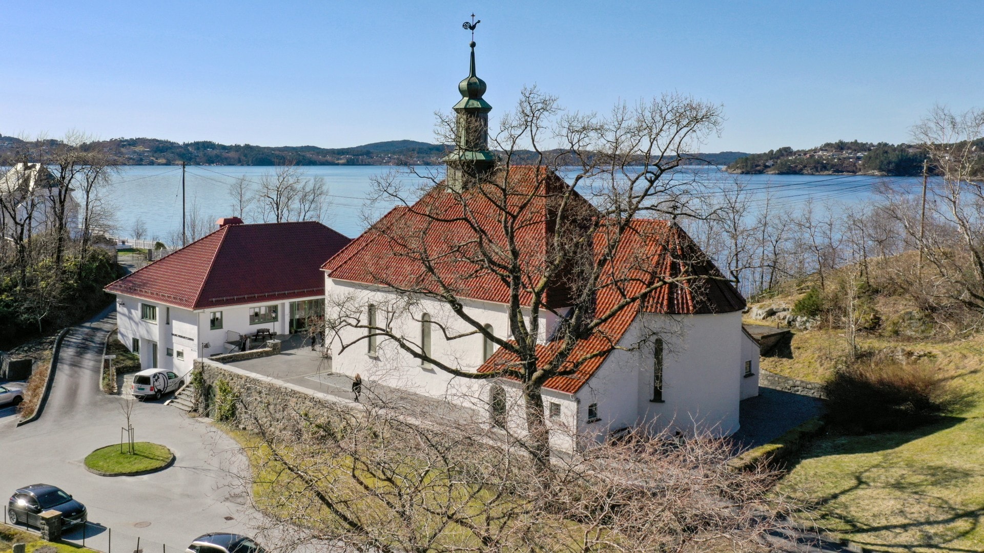 Langfredagsgudstjeneste fra Salhus kirke - Gudstjeneste - radio - NRK Radio