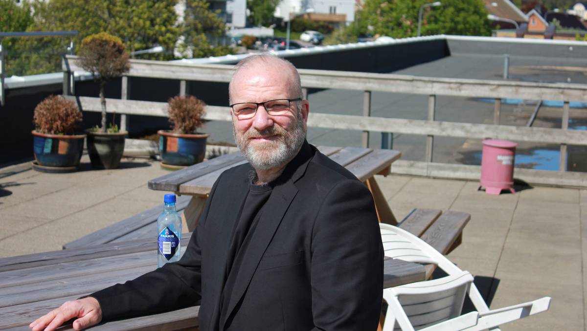 Ingar Helge Gimle spiller på Galeiscenen – NRK Vestfold og Telemark ...