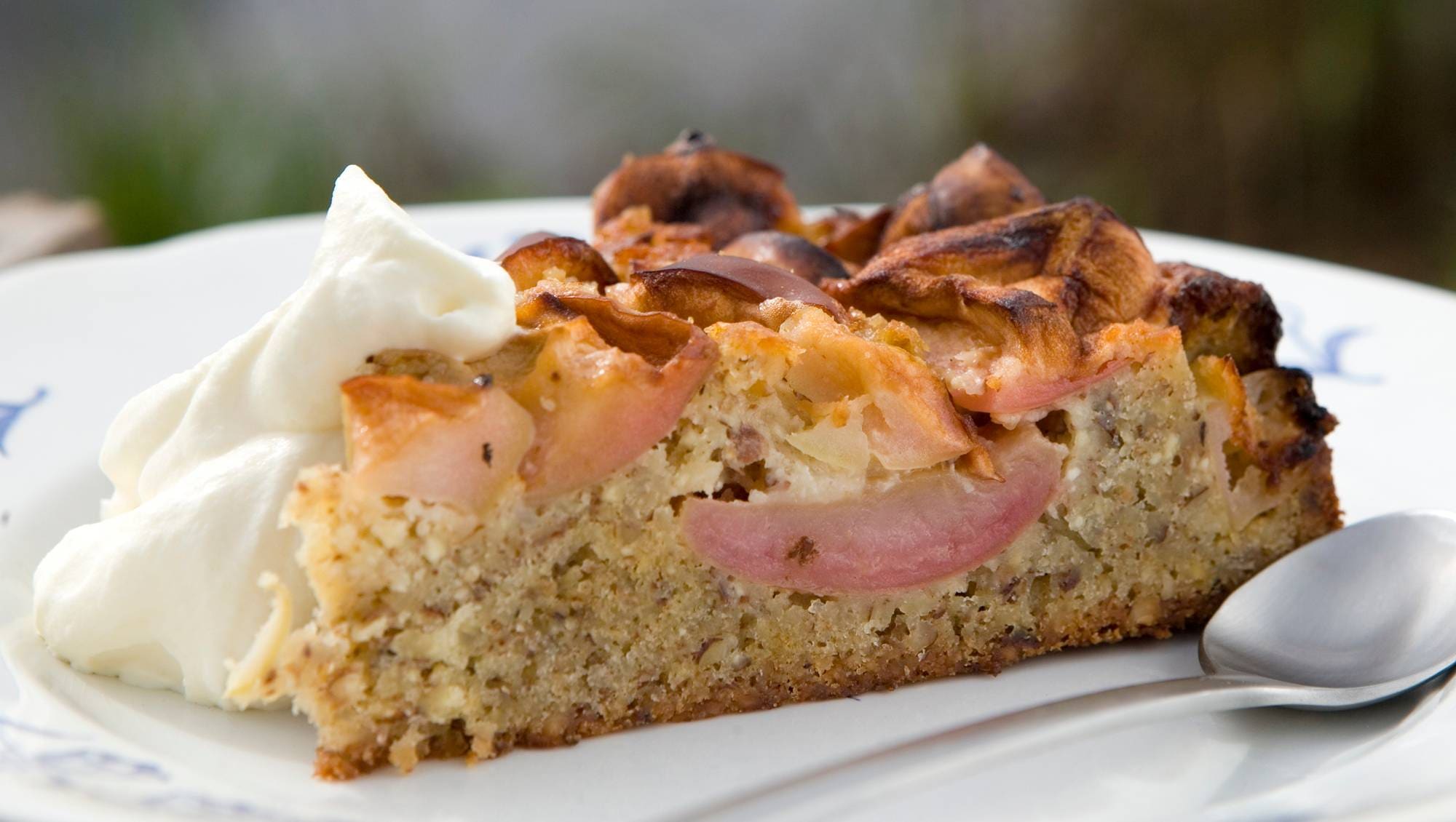 Eplekake med sirup og sider – NRK Mat – Oppskrifter og inspirasjon