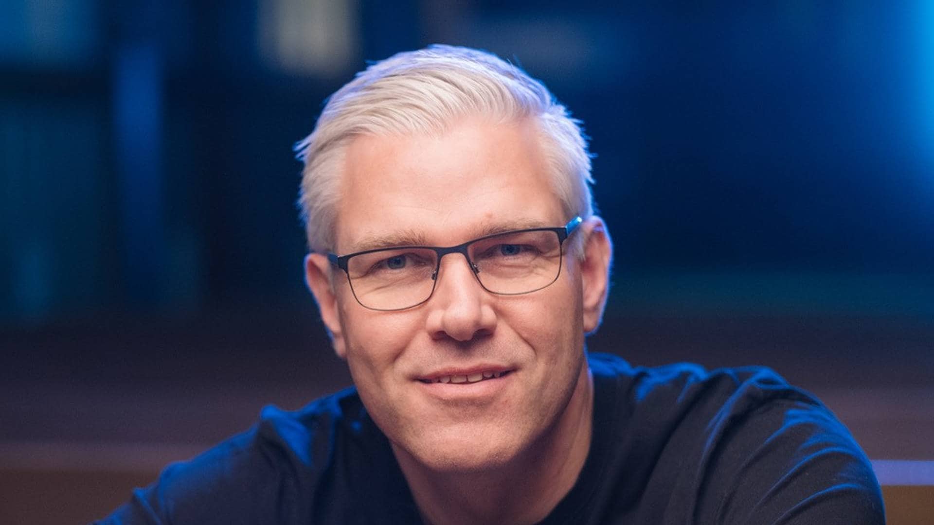 Å synge med på refrenget - ved Leif I. Skaug - Andakten - NRK Radio