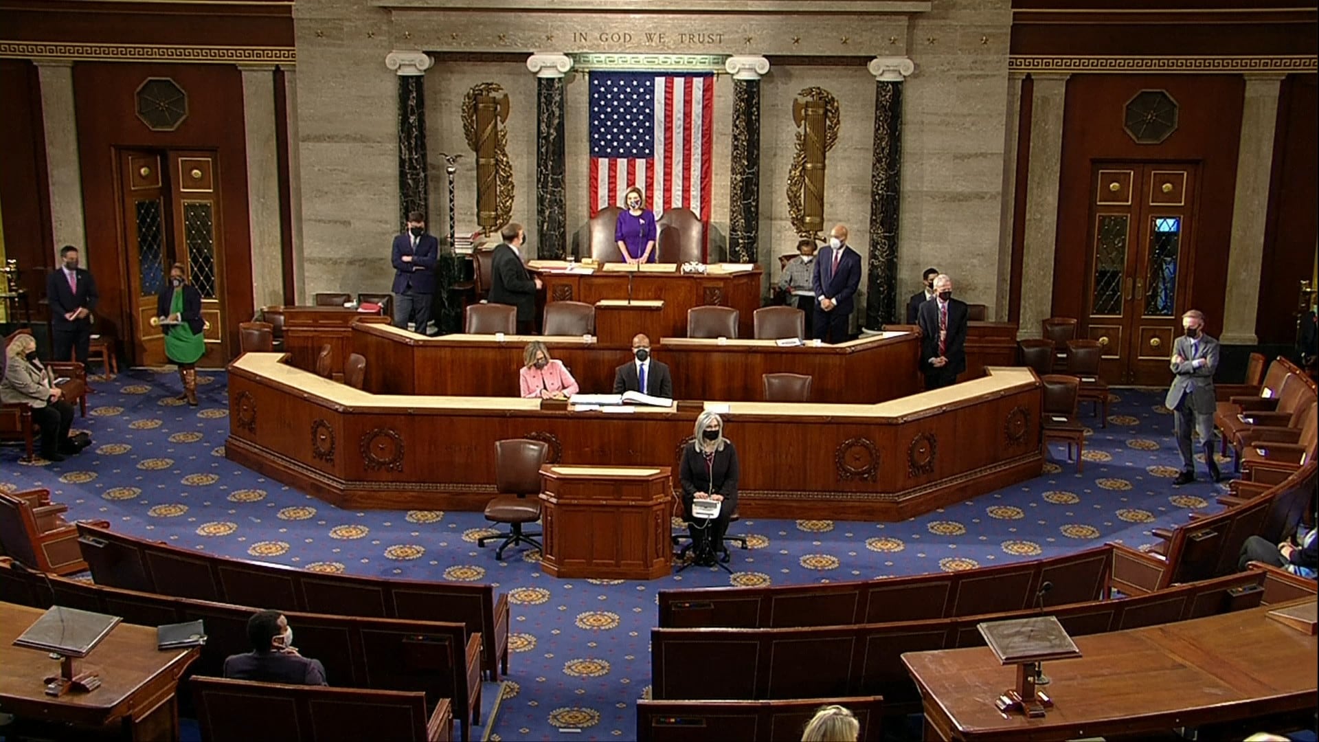 Kongressen godkjenner valgresultatet – NRK